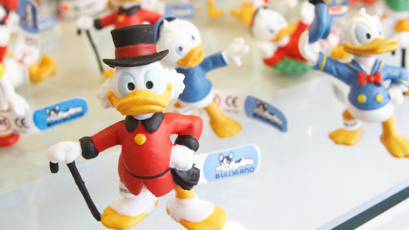 Hacker knackten Donald Ducks Datenbank - oe24.at