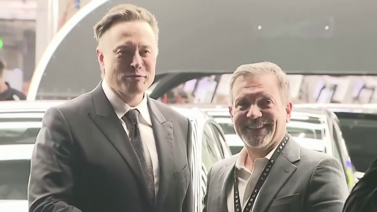 Elon Musk eröffnet Tesla-Fabrik bei Berlin