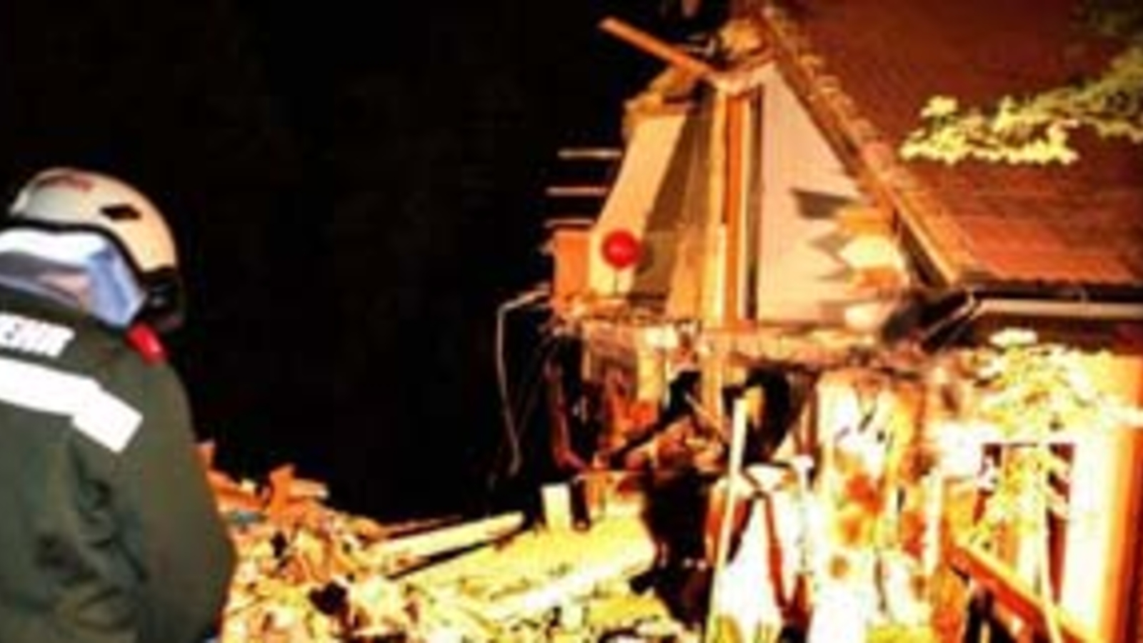 Schwere Explosion bei Feuerwehrübung - oe24.at