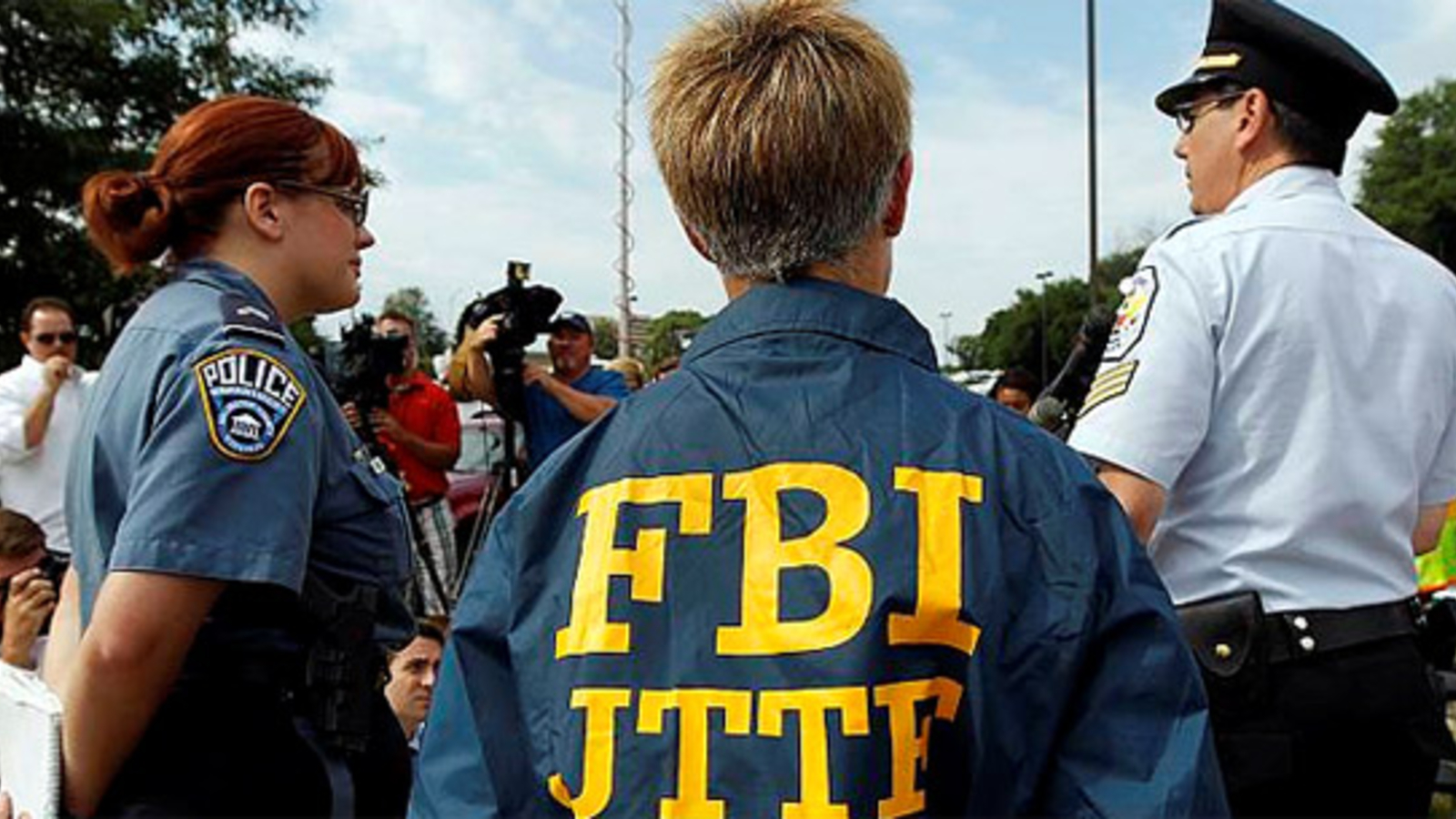 FBI nimmt zahlreiche Anonymous-Hacker fest