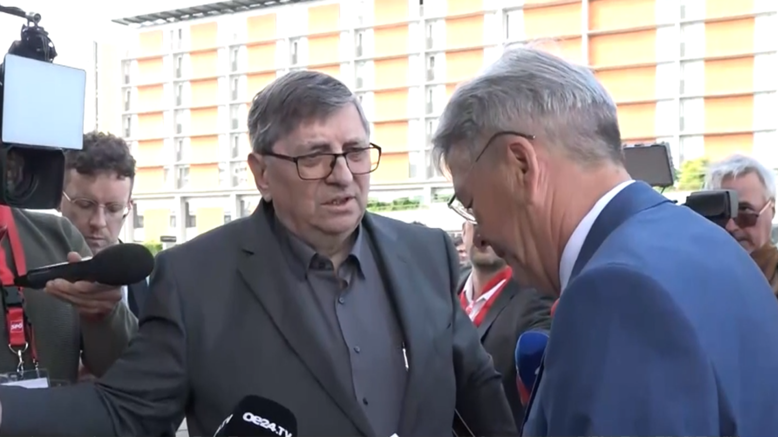 Eskalation zwischen Kaiser und Felber am SPÖ-Parteitag - oe24.at