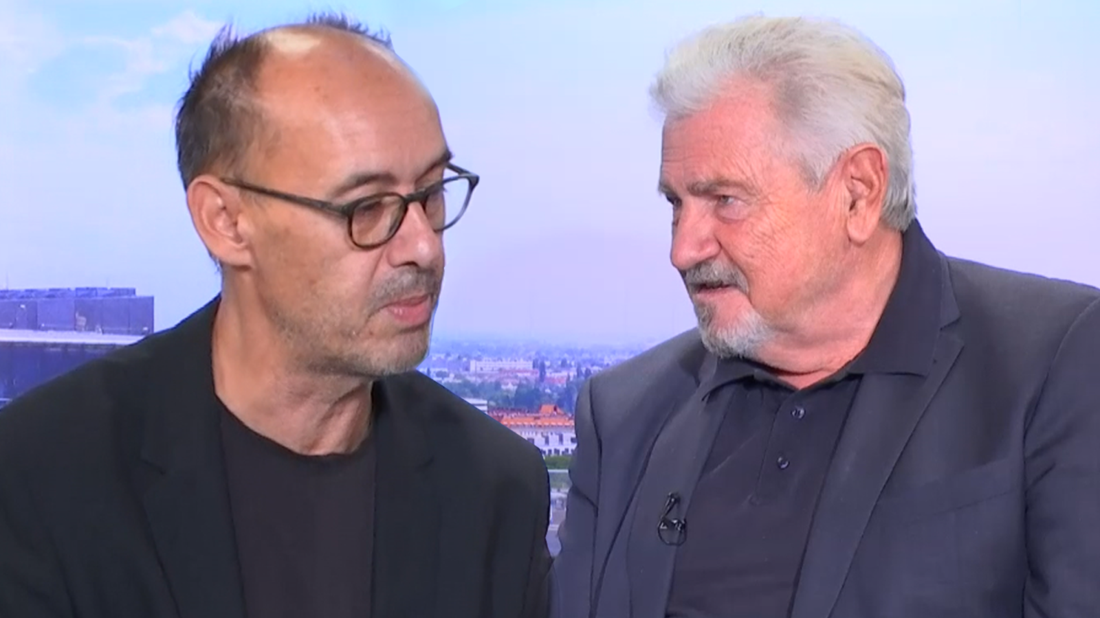 Fellner! LIVE: Robert Misik vs. Andreas Mölzer - oe24.at