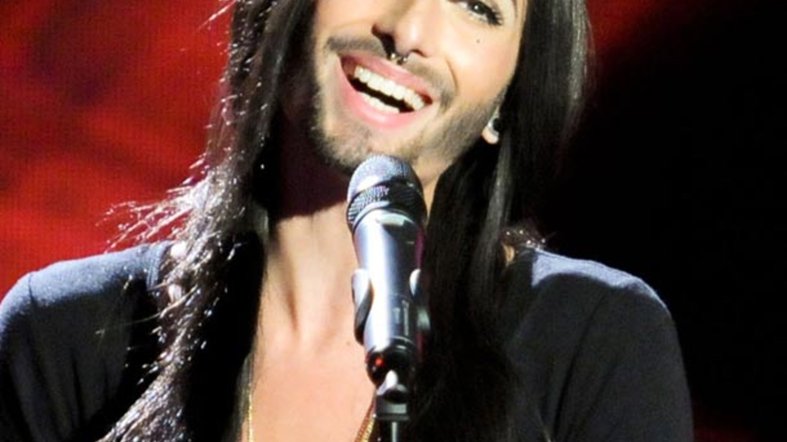 Große Chance: Tom Neuwirth ist Conchita Wurst FOTOS - oe24.at