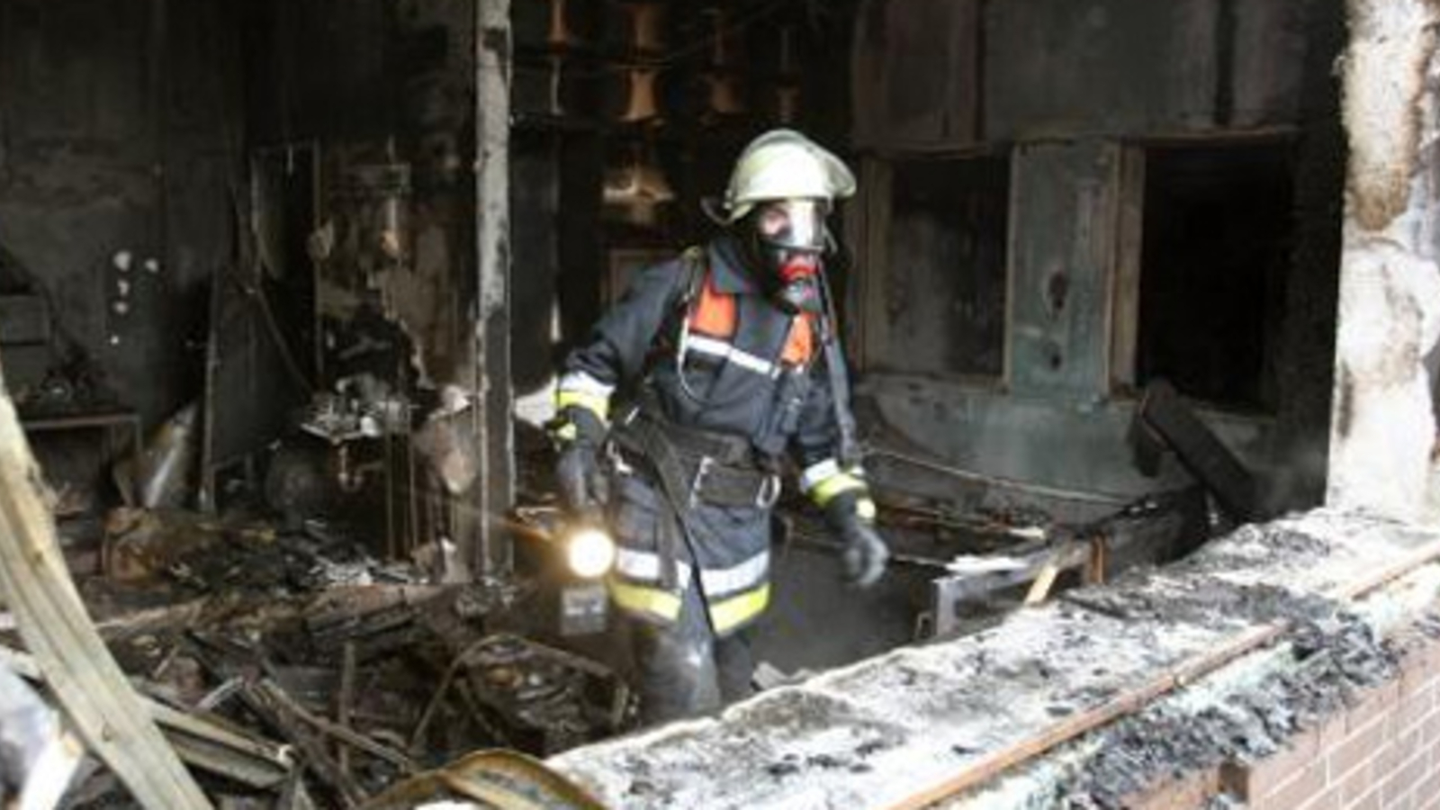 74-Jähriger stirbt nach Spital-Brand in Hamburg - oe24.at