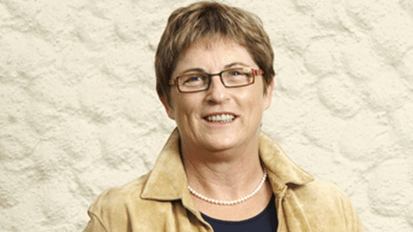 Haubner als Spitzenkandidatin nominiert - oe24.at