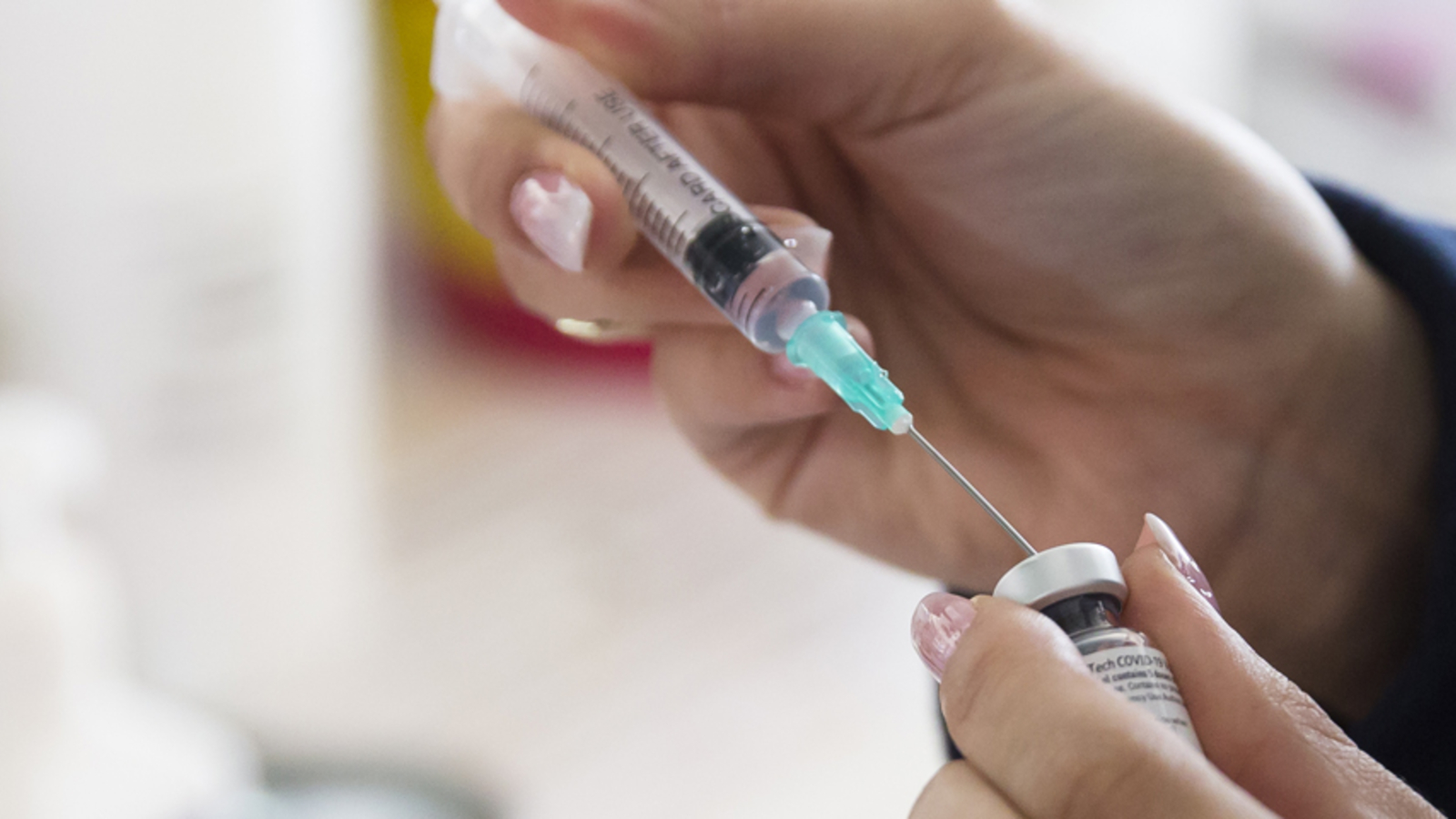 Erste Gemeinde startet Impf-Aktion beim Wirten