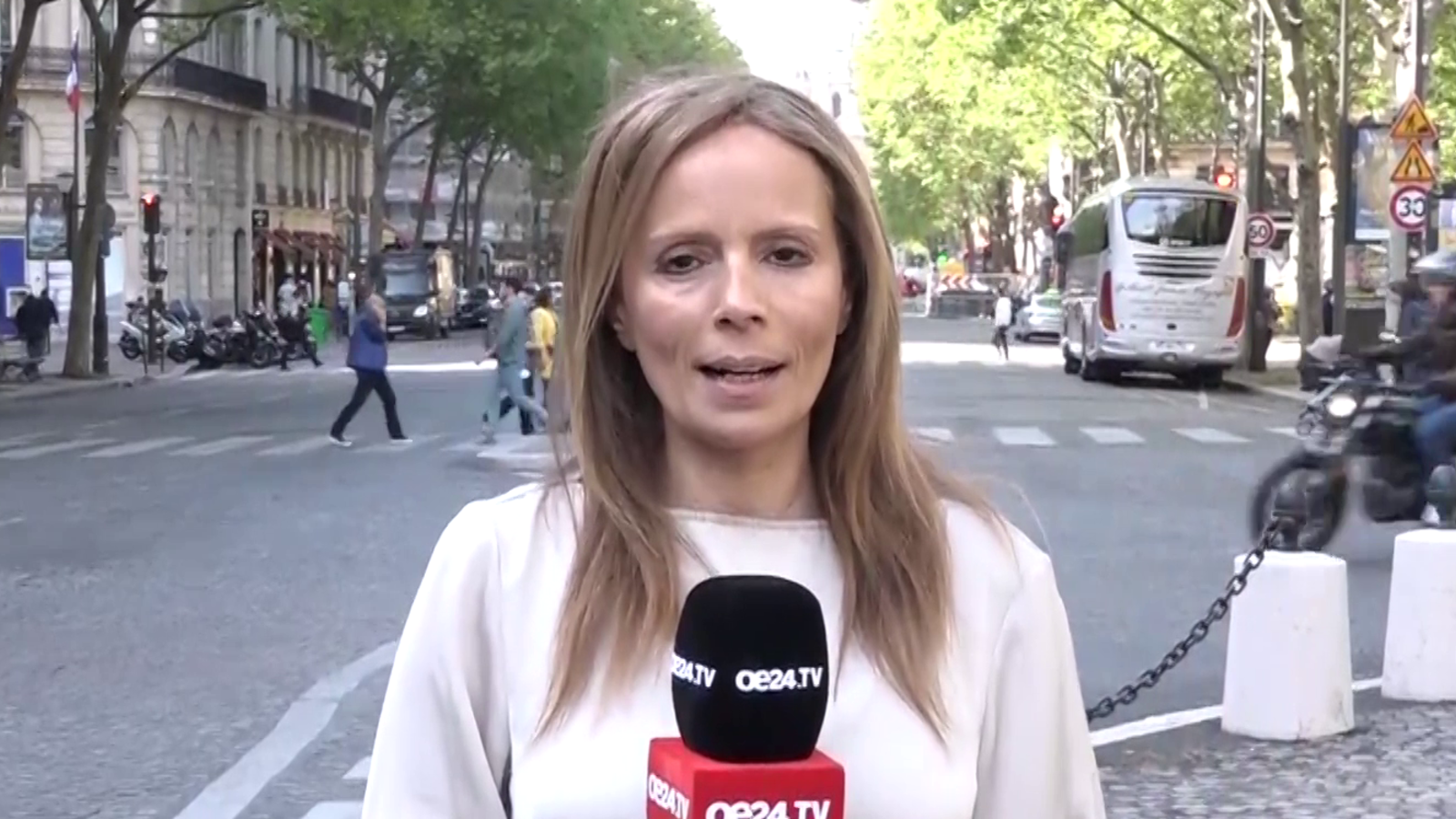 Isabelle Daniel berichtet vor Ort: Frankreich Präsidenten-Wahl - oe24.at