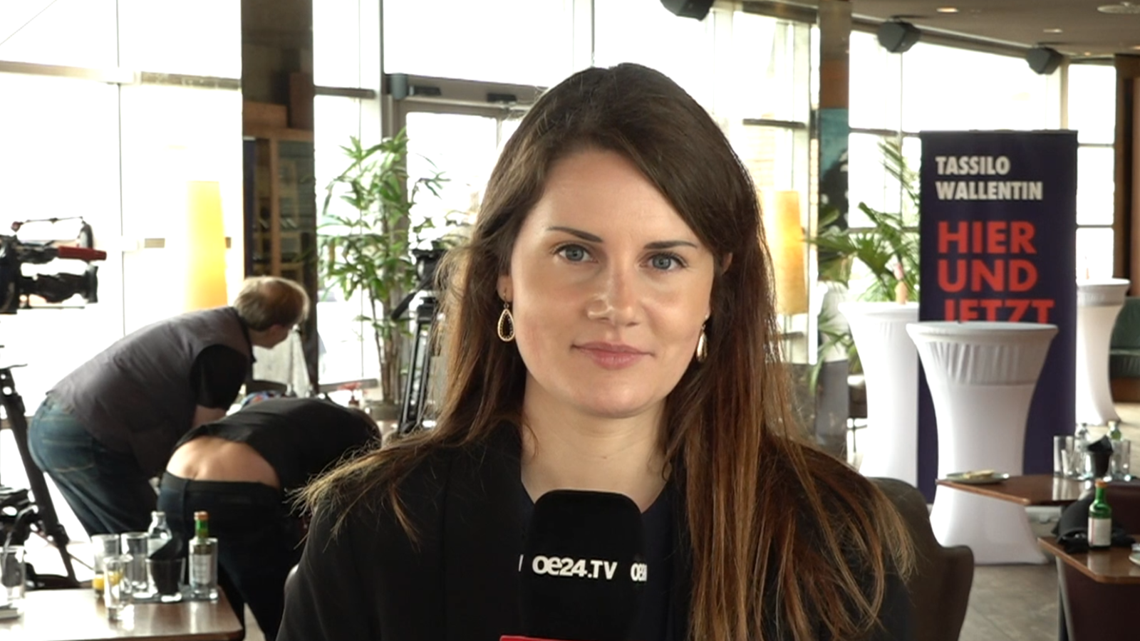 Tassilo Wallentin präsentiert Wahlkampfthemen - oe24.at