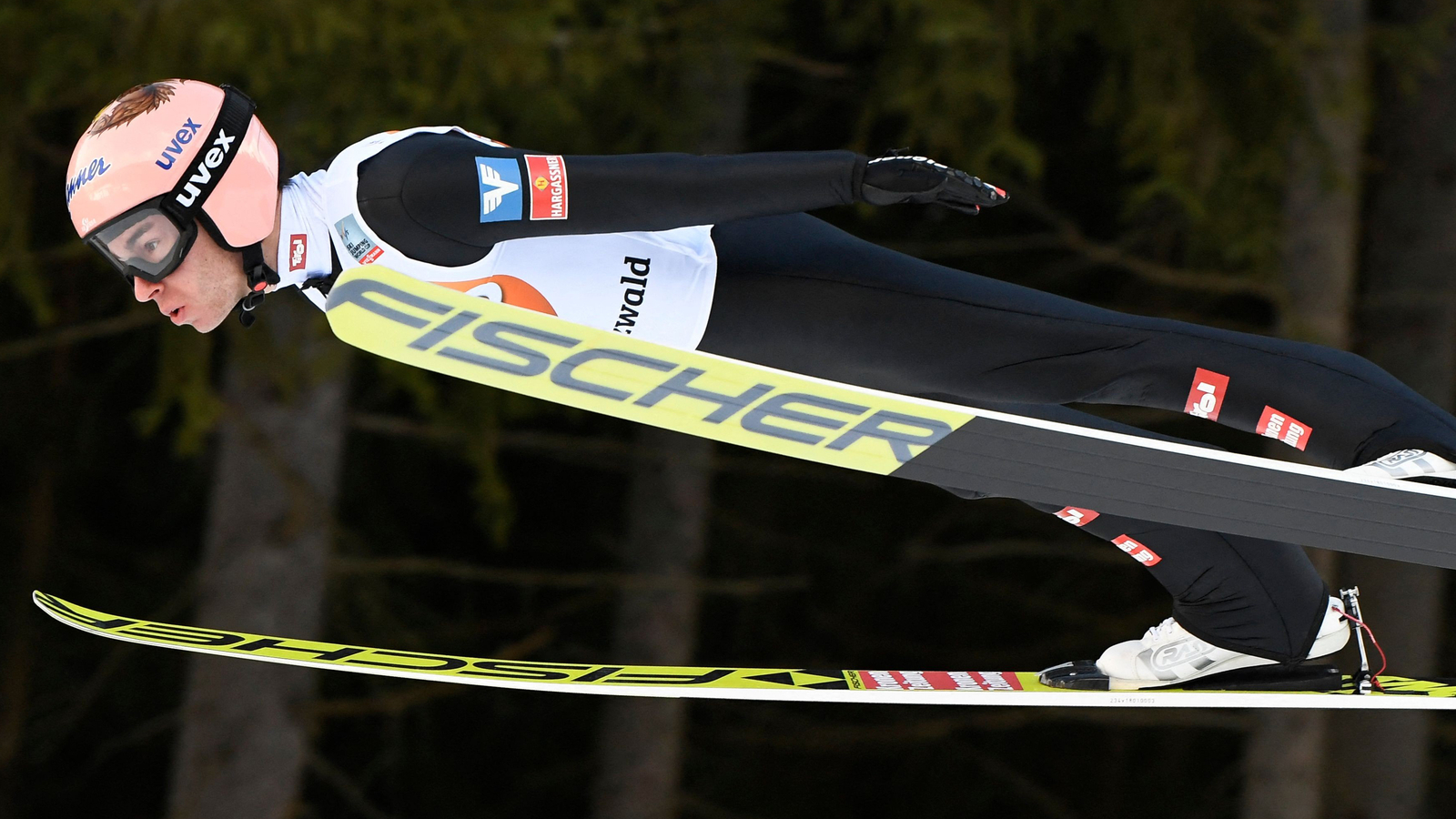 Adler wollen vor Olympia siegen