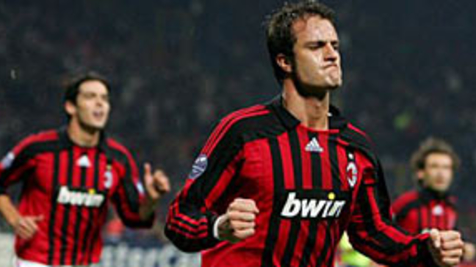 Milan schießt sich aus der Krise