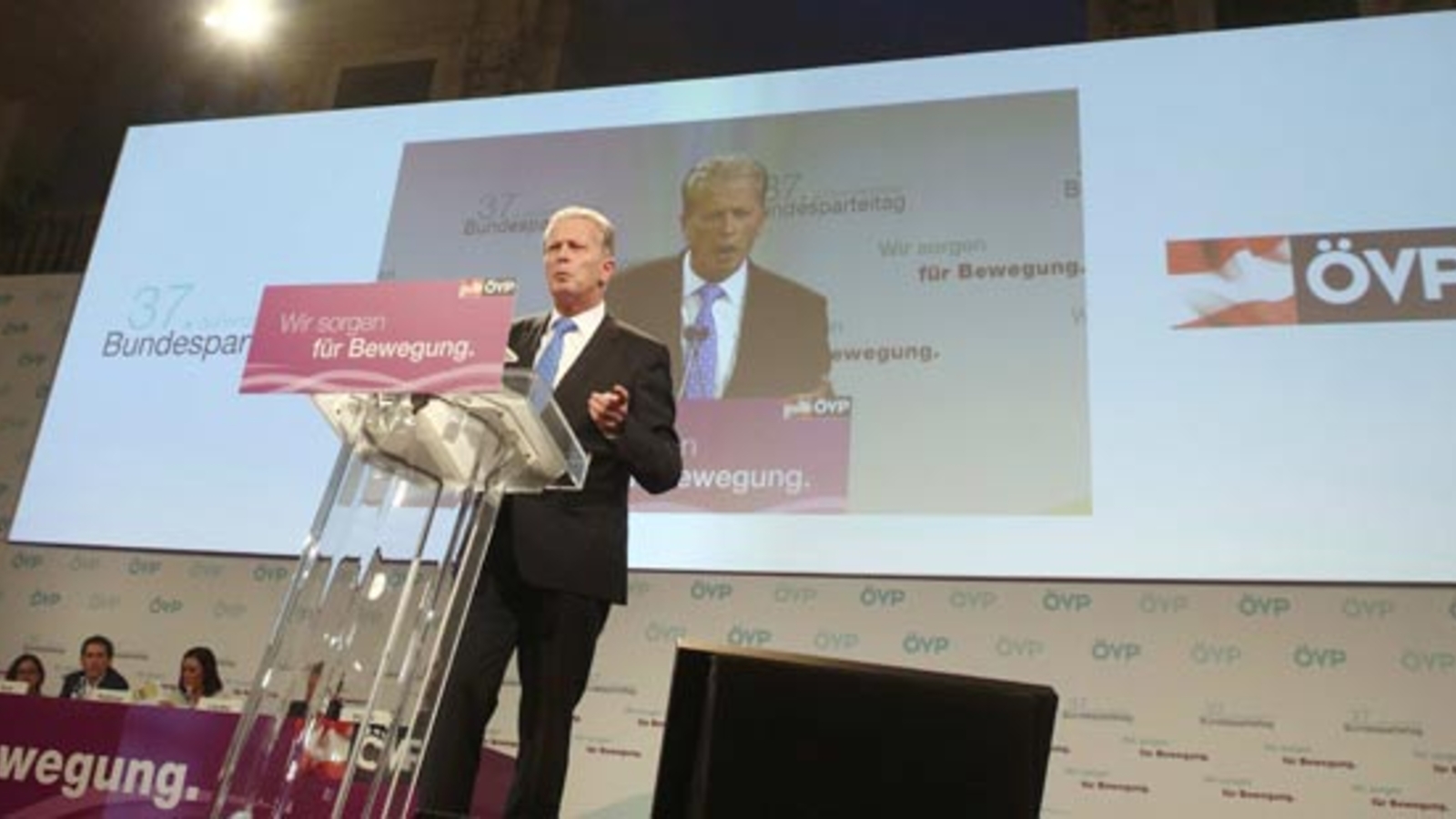 ÖVP: 99 Prozent für neues Programm