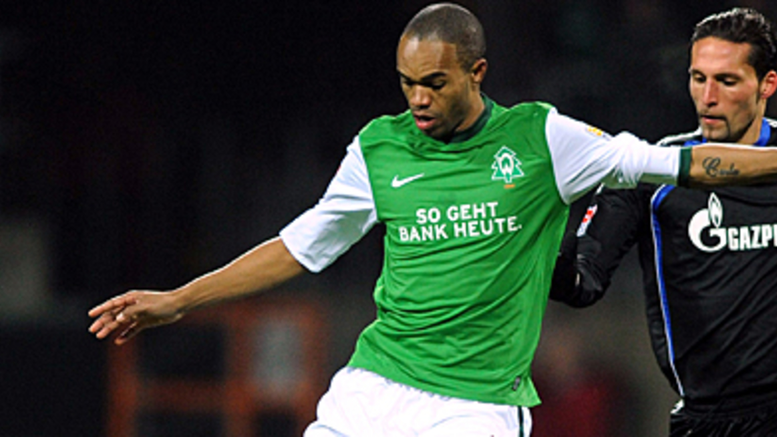 Naldo-Wechsel zu Wolfsburg perfekt Naldo-Wechsel zu Wolfsburg perfekt