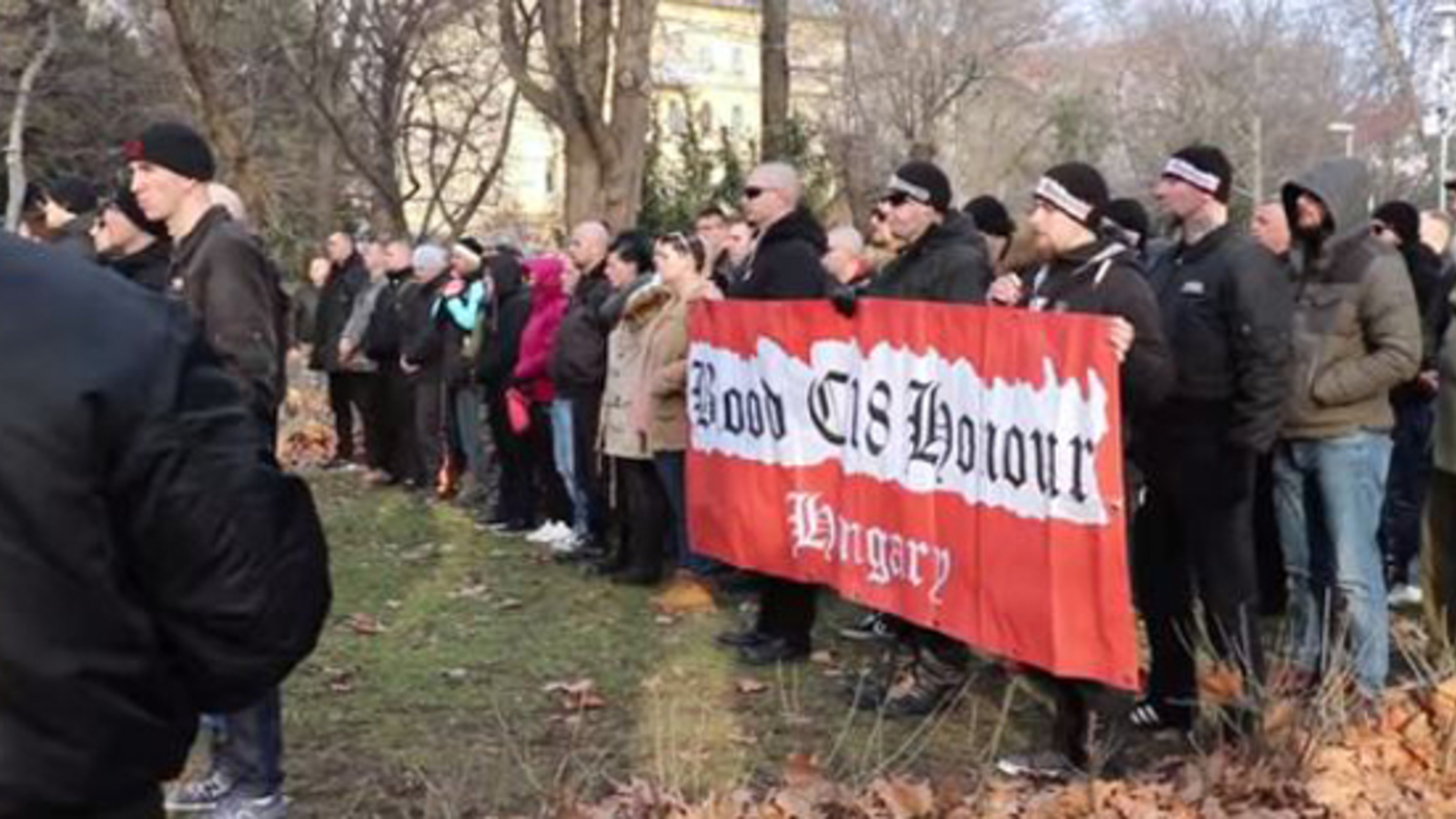 'Juden raus!': Hunderte Nazis zogen bewaffnet durch Budapest - oe24.at