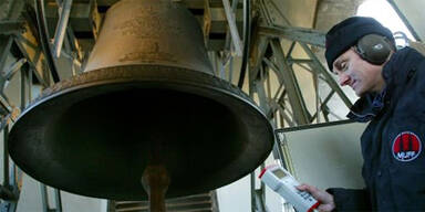 Wiener Pummerin läutet als Zeichen der Solidarität - oe24.at