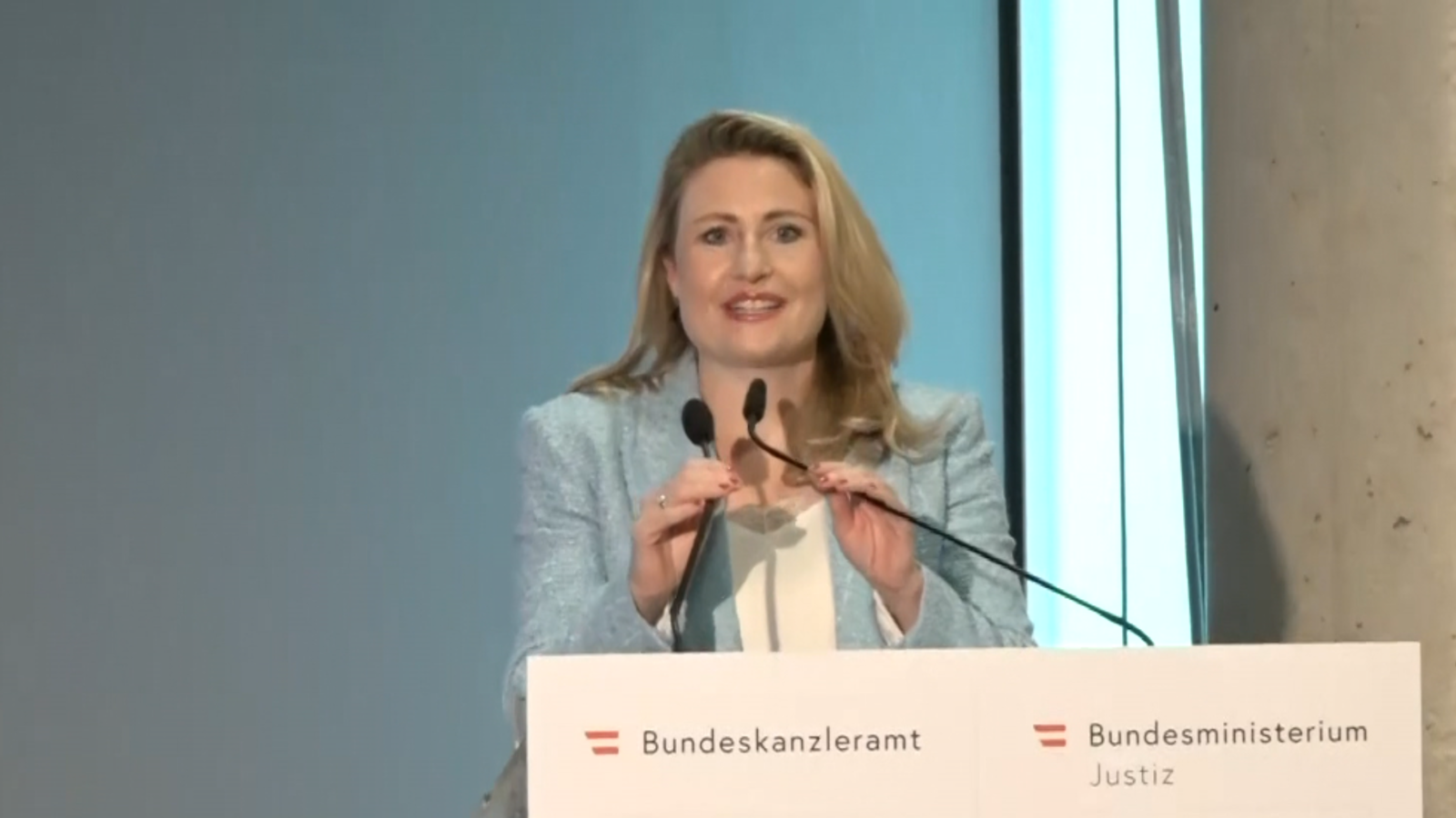 Raab zu 25 Jahre Gewaltschutzgesetz - oe24.at