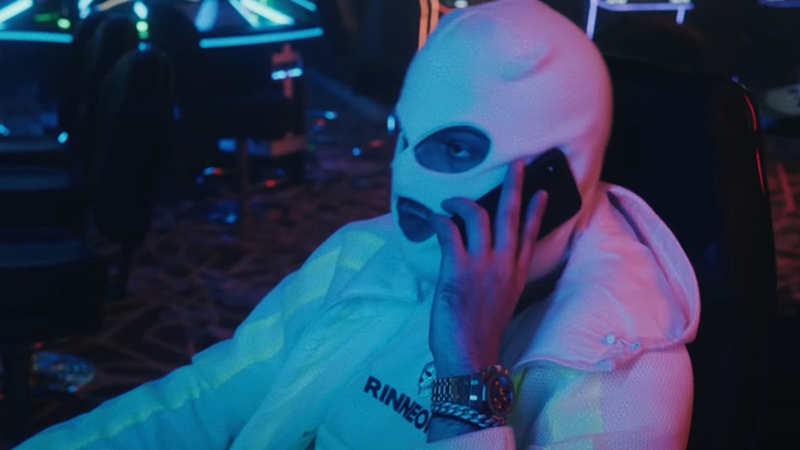 Wirbel um Balkan-Rapper: Der komplette Text zum Gewalt-Song