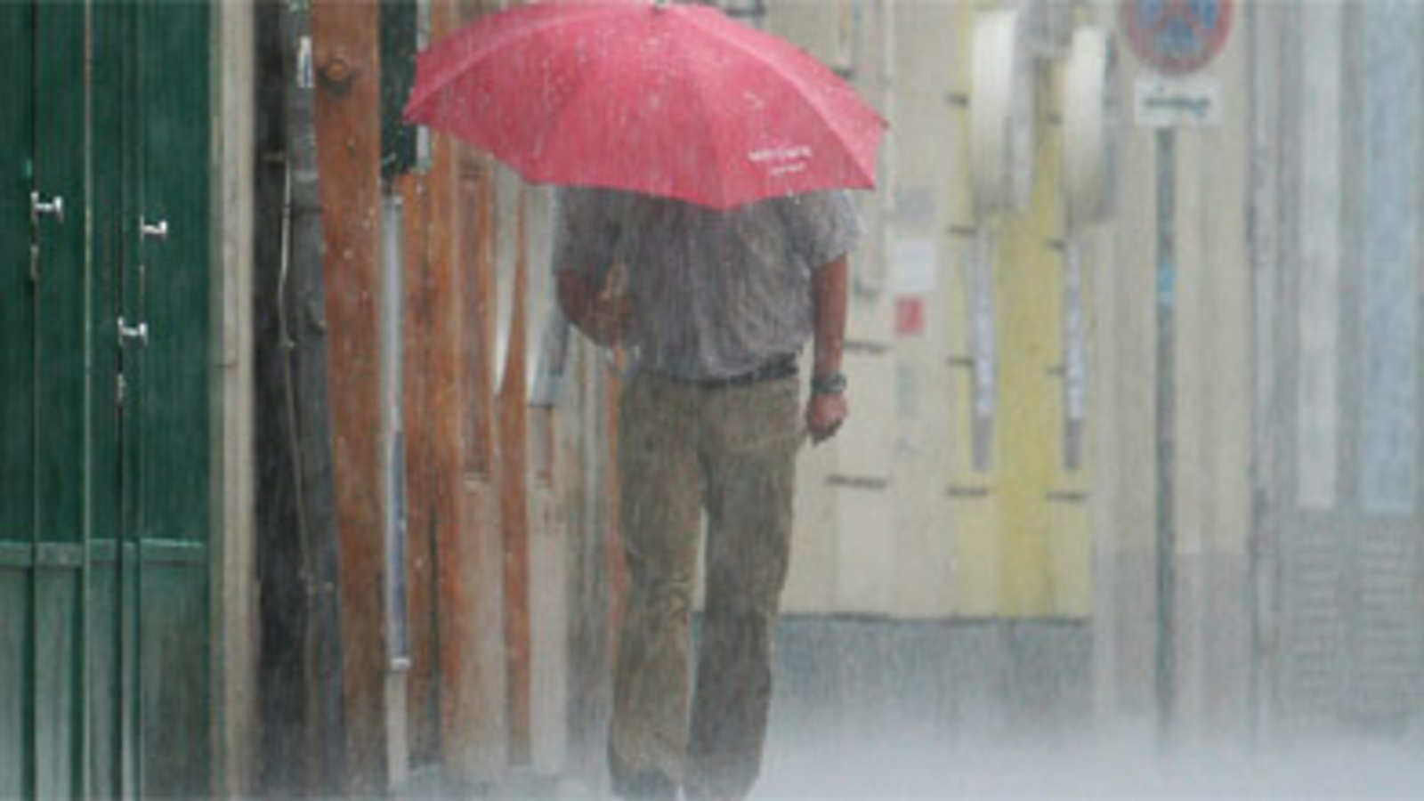 Seit Mittwoch regnet es in einem durch: Wetter Regen Prognose ...