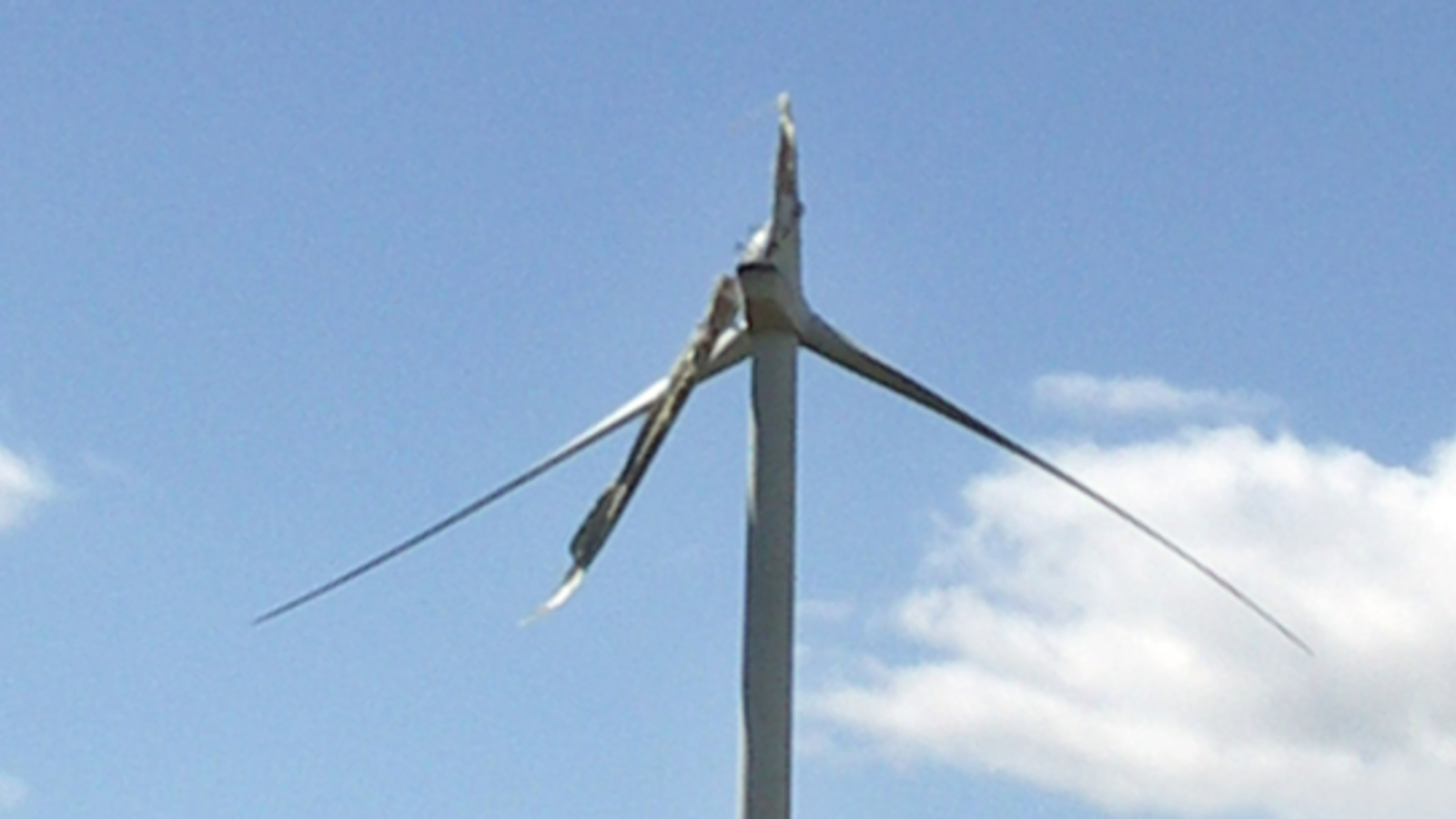 Rotorblatt von Windrad abgebrochen BILDER