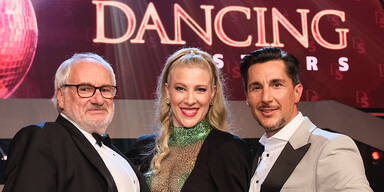 Zu sexy fürs Familien-TV? Wirbel um Nacktkleid von Dancing Stars Jurorin Maria Angelini Santner