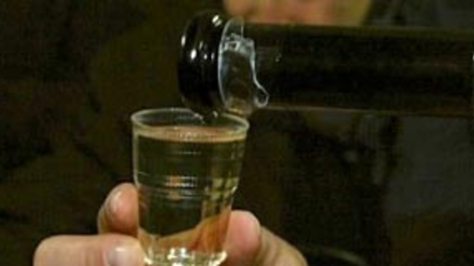 Alkoholiker tauschte Wohnung gegen gratis Schnaps