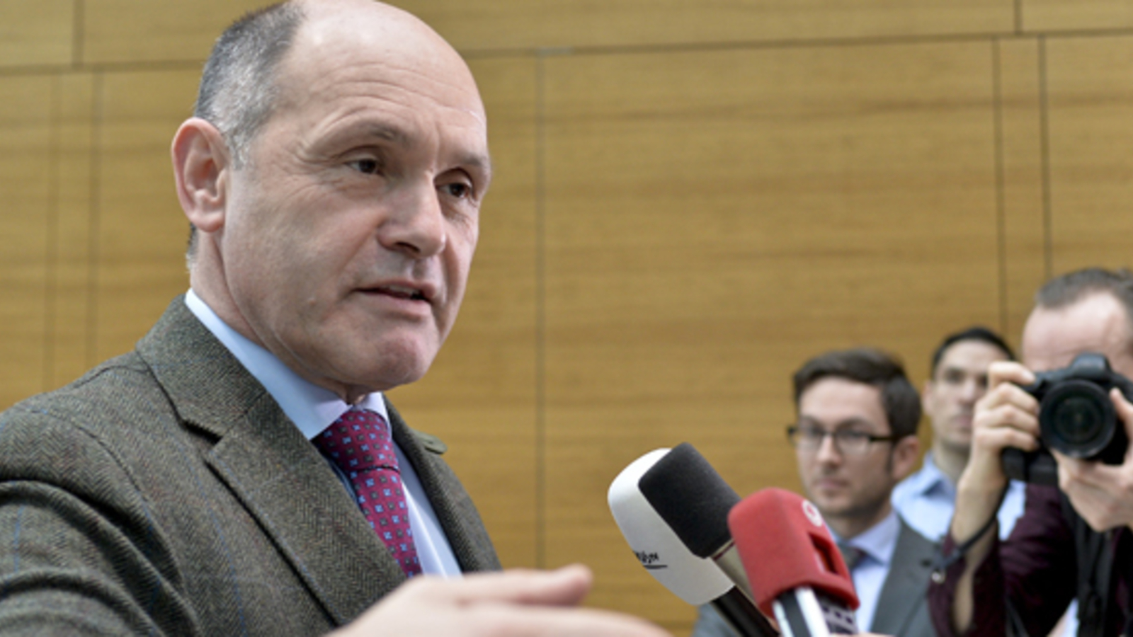 Sobotka startet Grenzkontrollen