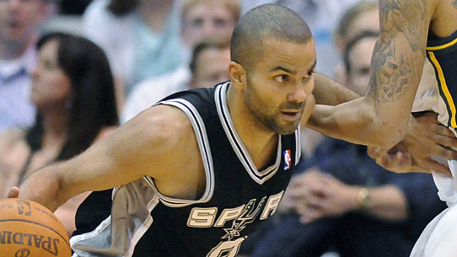 San Antonio Spurs locker in die nächste Runde