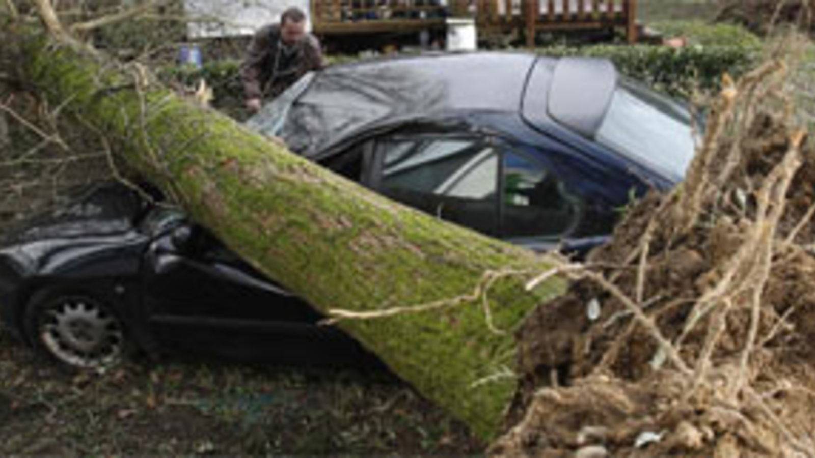 Orkan über Europa fordert 15 Menschenleben