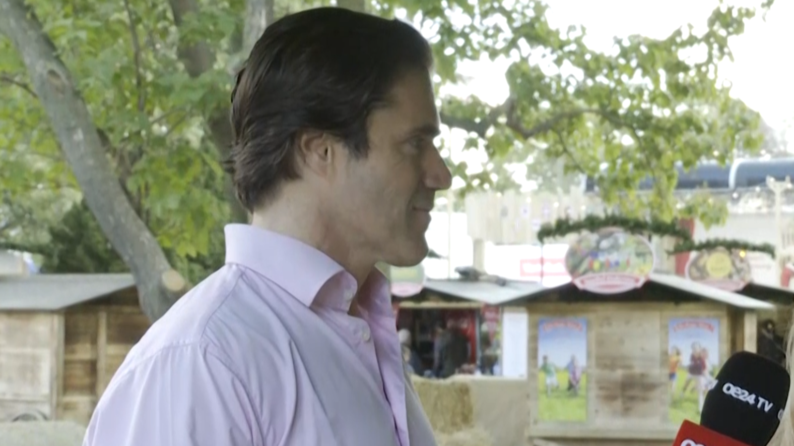 Tassilo Wallentin bei Eröffnung der Kaiser Wiesn - oe24.at