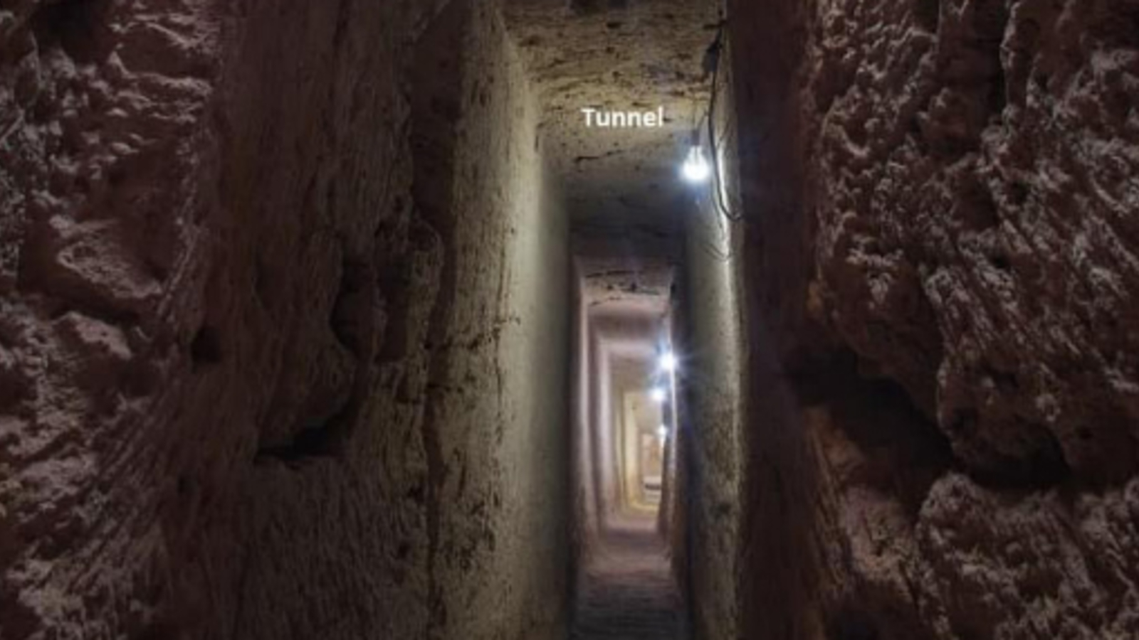 Tunnel gefunden - Wird Kleopatras Grab endlich entdeckt? Tunnel gefunden - Wird Kleopatras Grab endlich entdeckt?