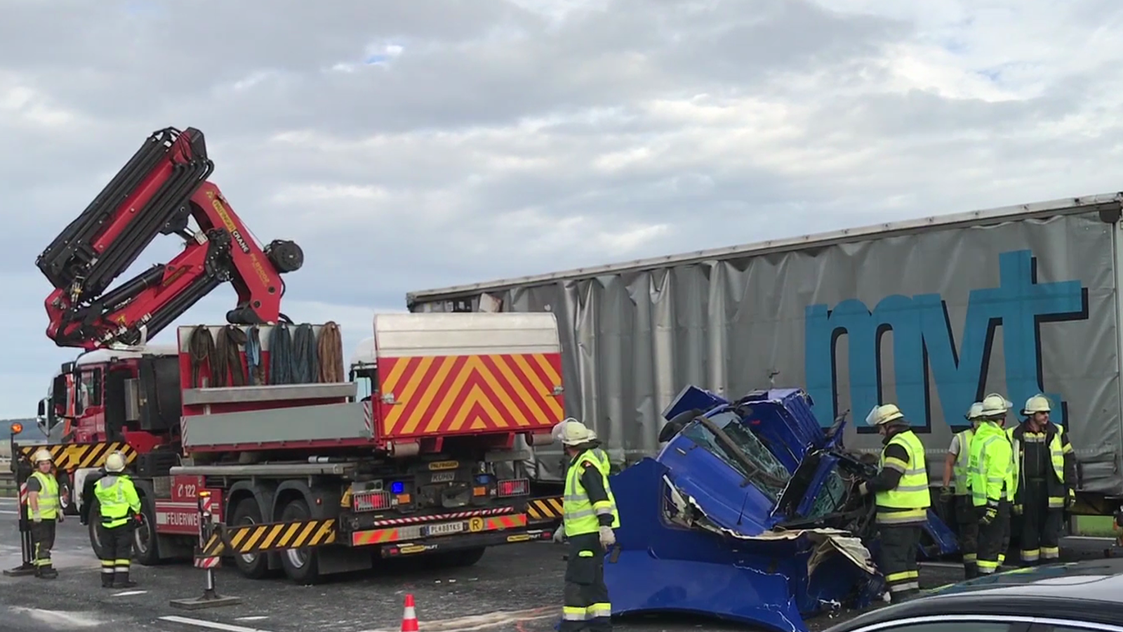 Mega-Unfall auf A1: Vier Verletzte - oe24.at