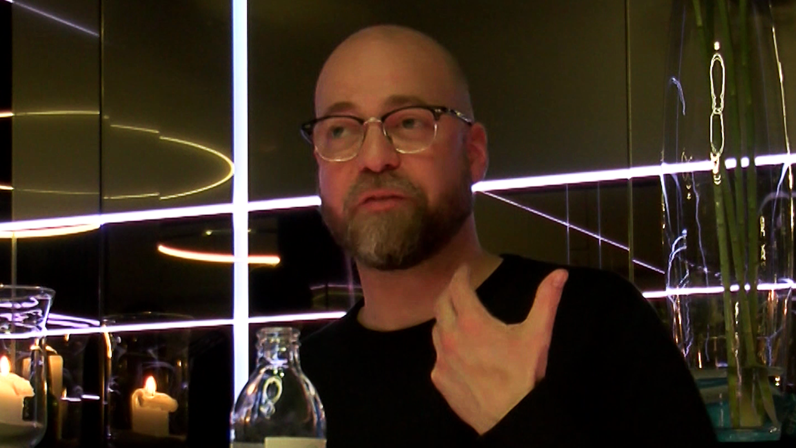 Rapper Curse präsentiert Buch in Wien