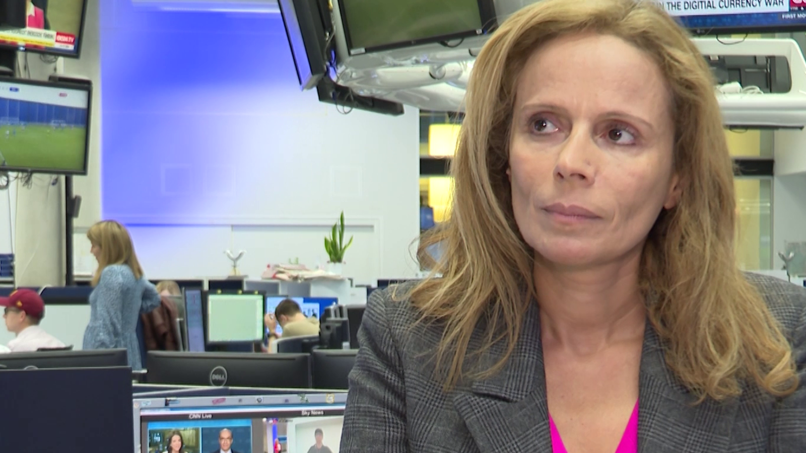 Isabelle Daniel im Newswroom - oe24.at