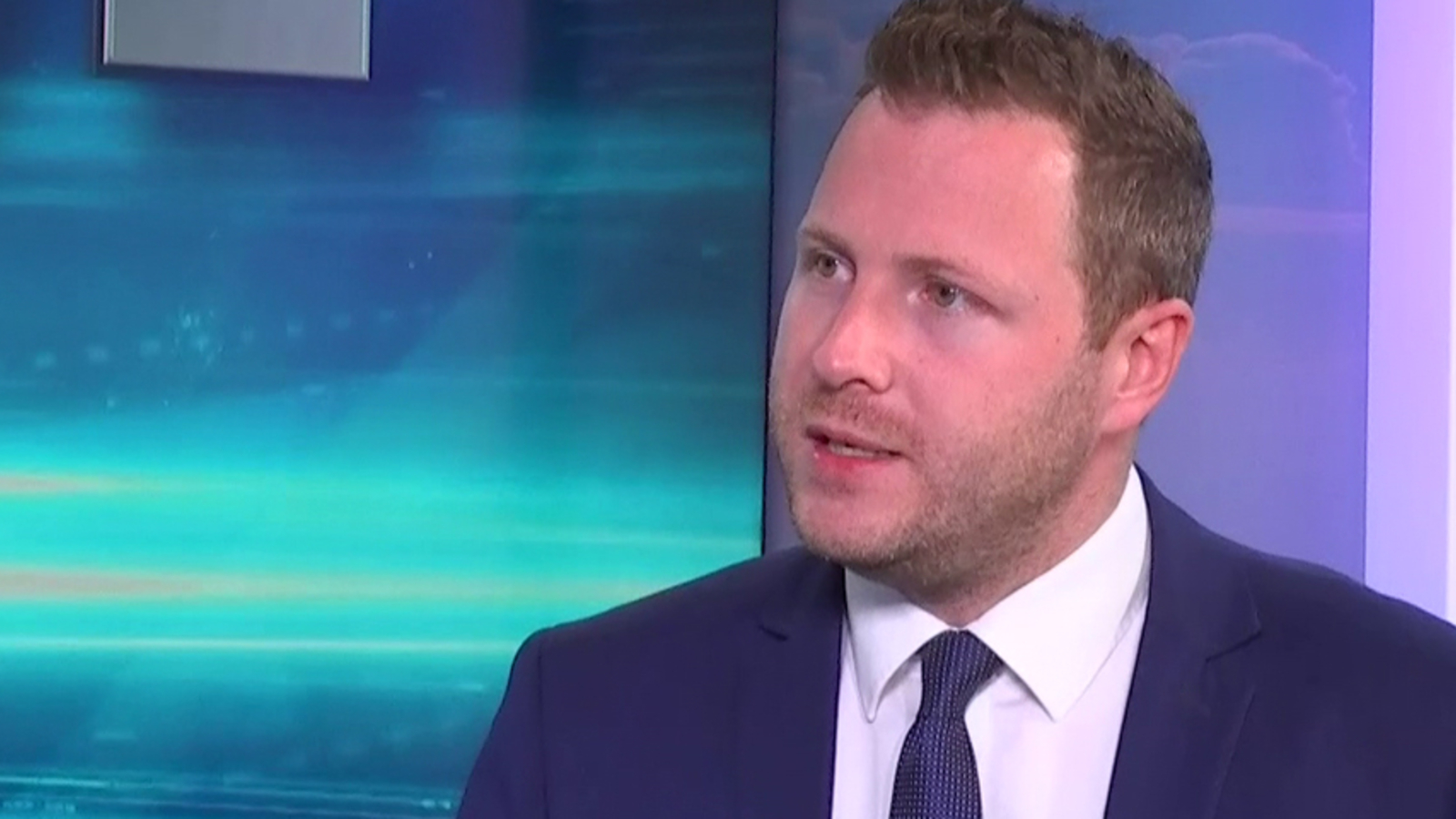 Fellner! LIVE: Michael Schnedlitz im Interview - oe24.at