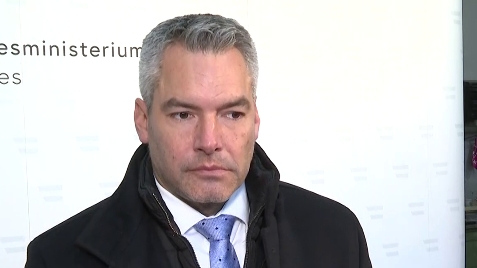 Karl Nehammer im Interview - oe24.at