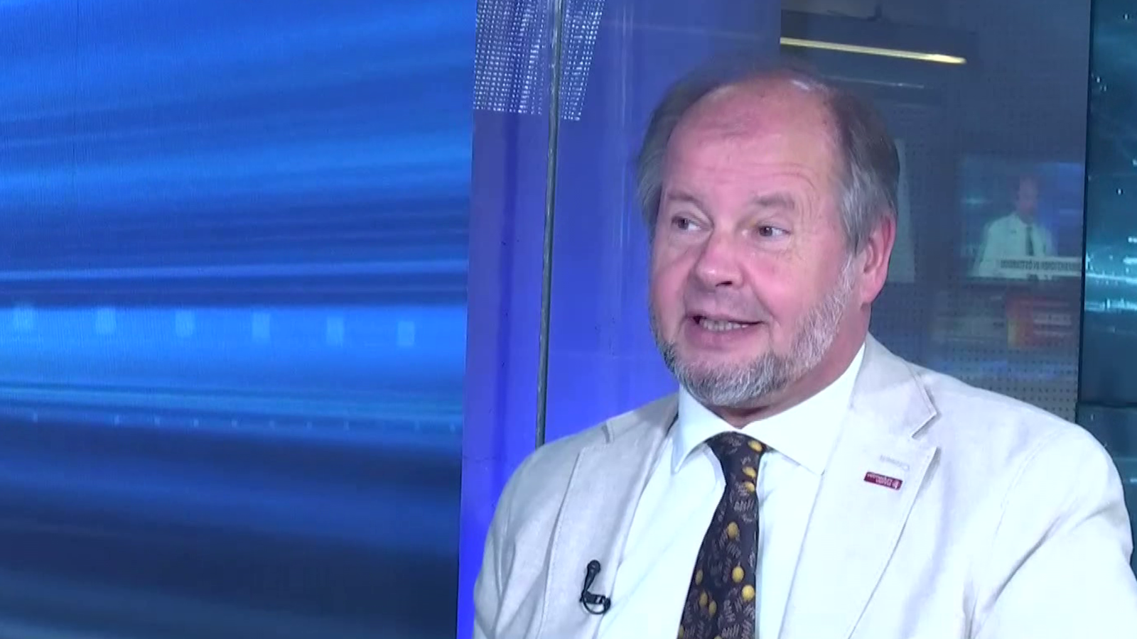 2.471 Neuninfektionen in Österreich | Norbert Nowotny im Interview