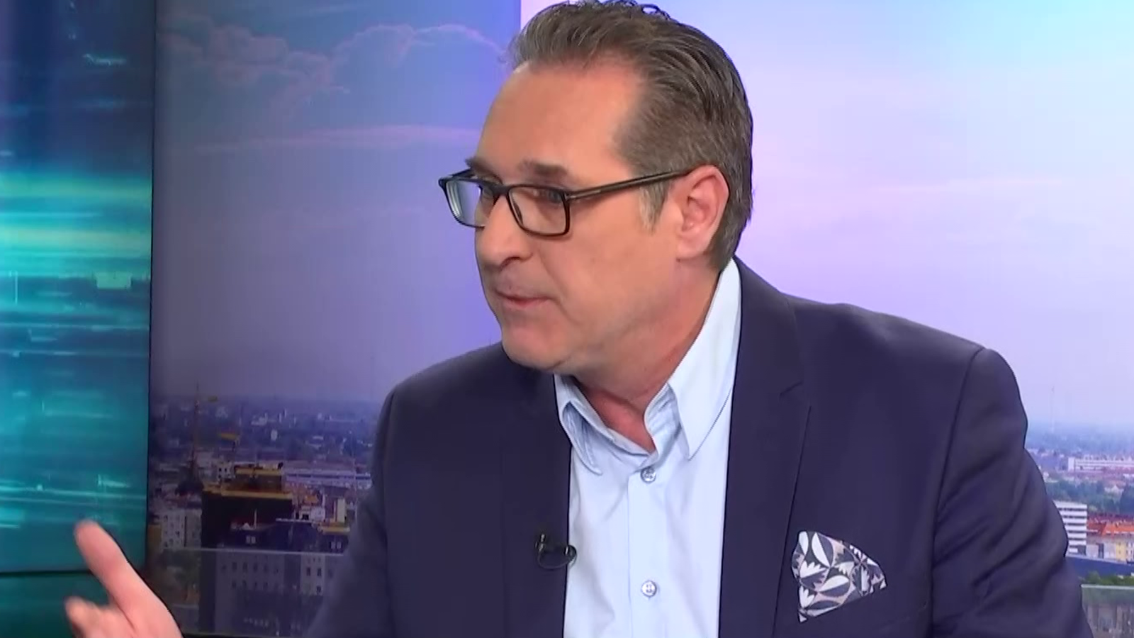 Fellner! LIVE: Heinz-Christian Strache im Interview