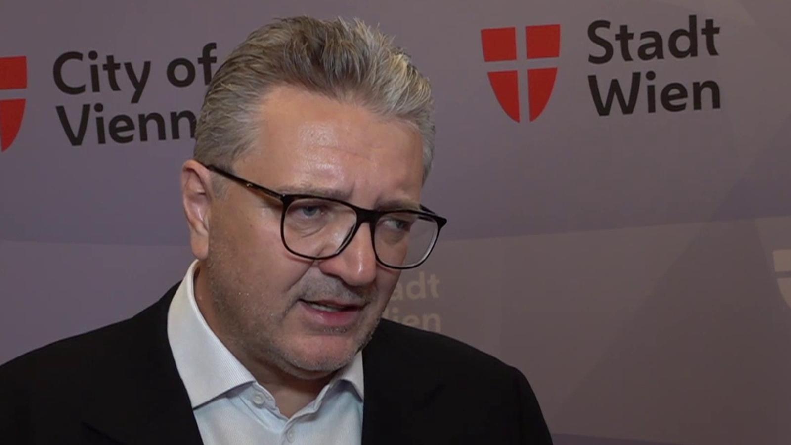 Peter Hacker zu neuen Coronamaßnahmen
