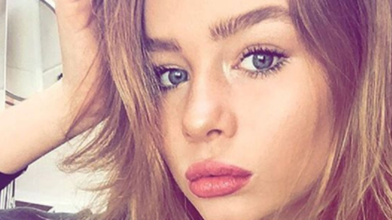 GNTM: Zoe in Tränen bei Umstyling - oe24.at